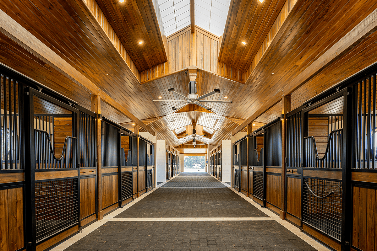 Robert E. Waller Builders | Custom Barns in Ocala, FL